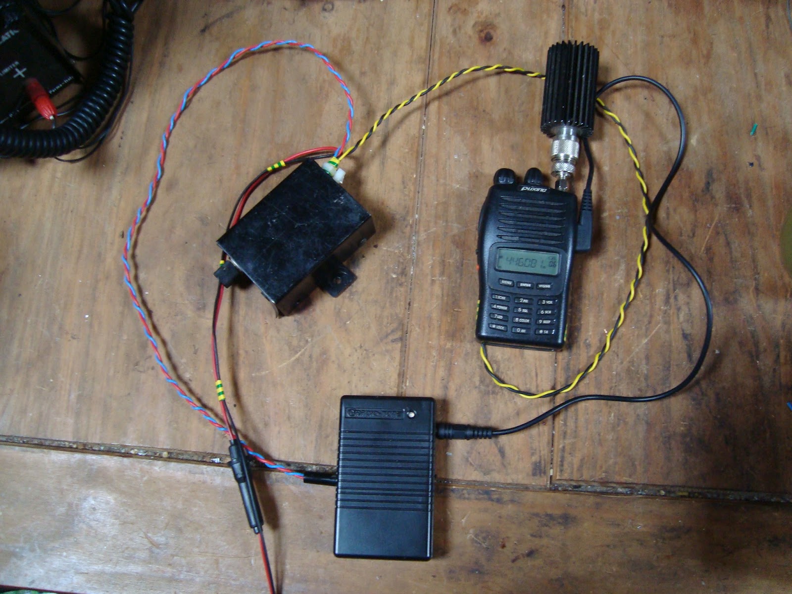 RADIO PIXIE: PMR446 Parrot Repeater