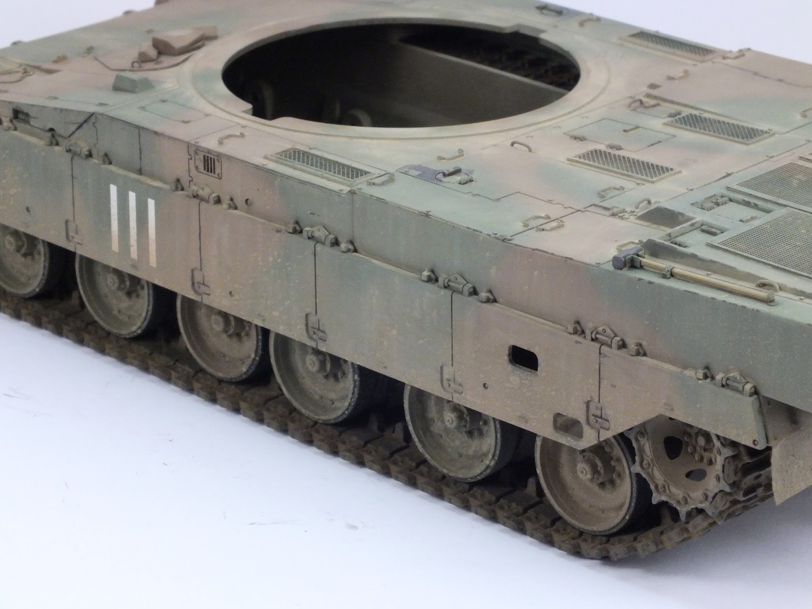 Pete's Model World : Type 90 Hull Weathering