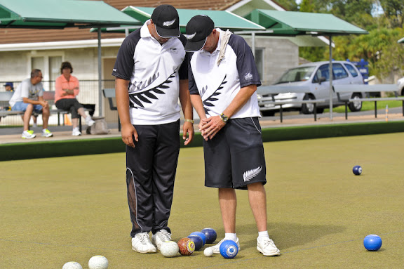 Lawn Bowls "Using the Head": Measuring Which Bowl is Shot?