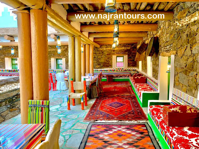 Jeddah Daily Photo: SAUDI SEATING AND DECOR