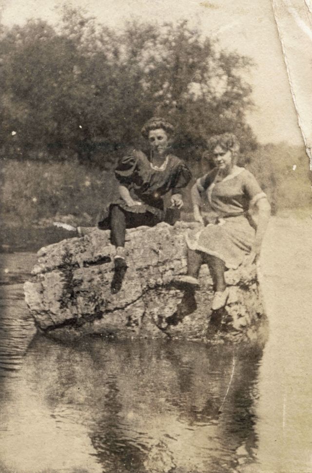 20 Cool Photos Show What Swimwear Looked Like During the Victorian Era ...