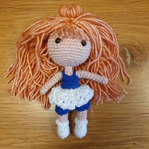 De Breimeisjes: Dinsdag - poppendag Daar is het poppetje voor Lydia