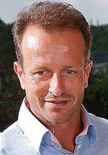 Twitter profile of George Uhl