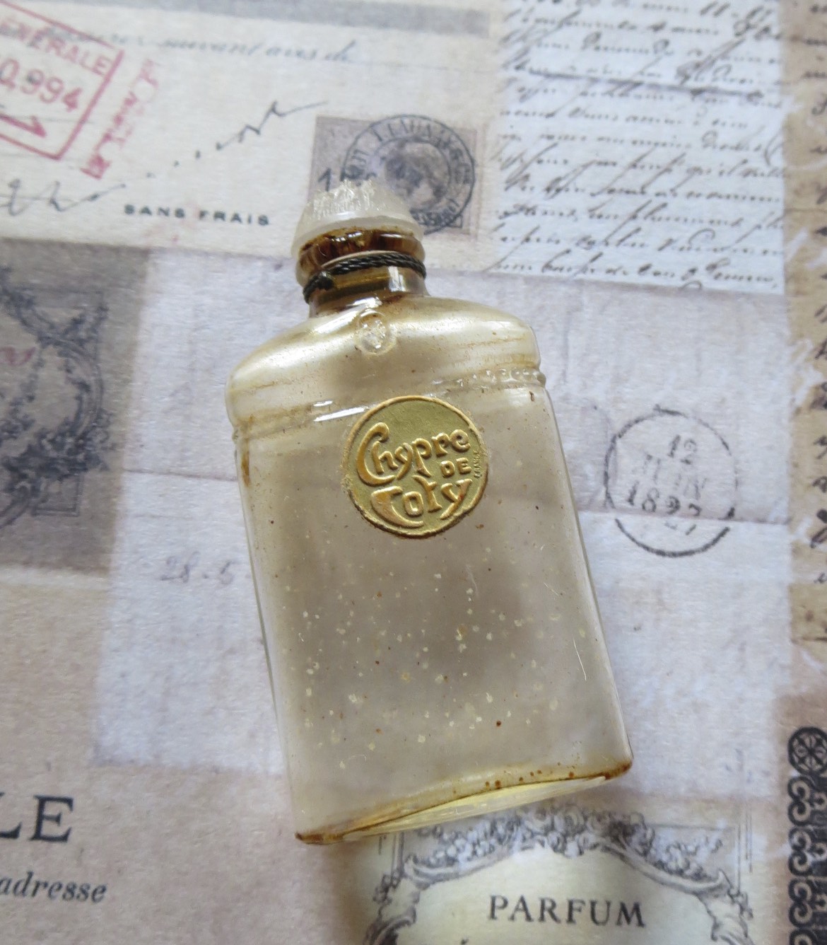 Vintage Musings: I Belong in Another Era: What Smells so Pretty Around ...