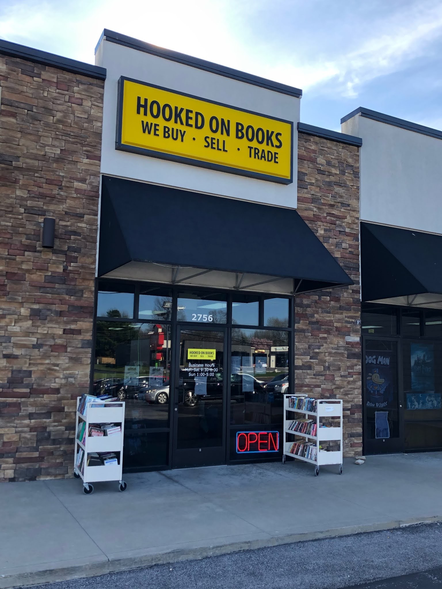 The Indie Bob Spot: Hooked On Books - Springfield, MO