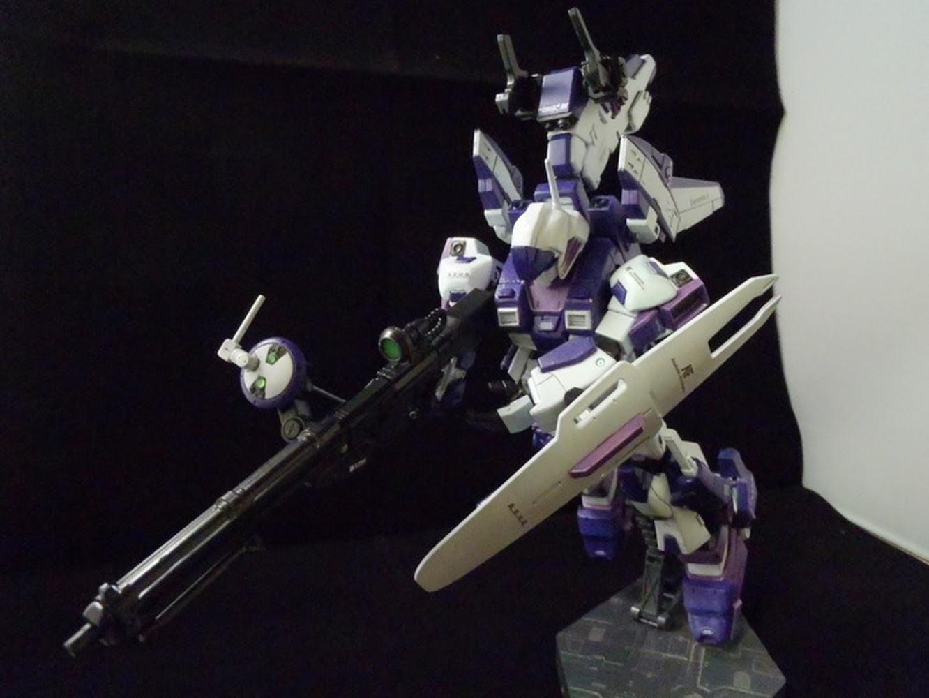 Custom Build: 1/144 Nemo Custom (Incom test type)