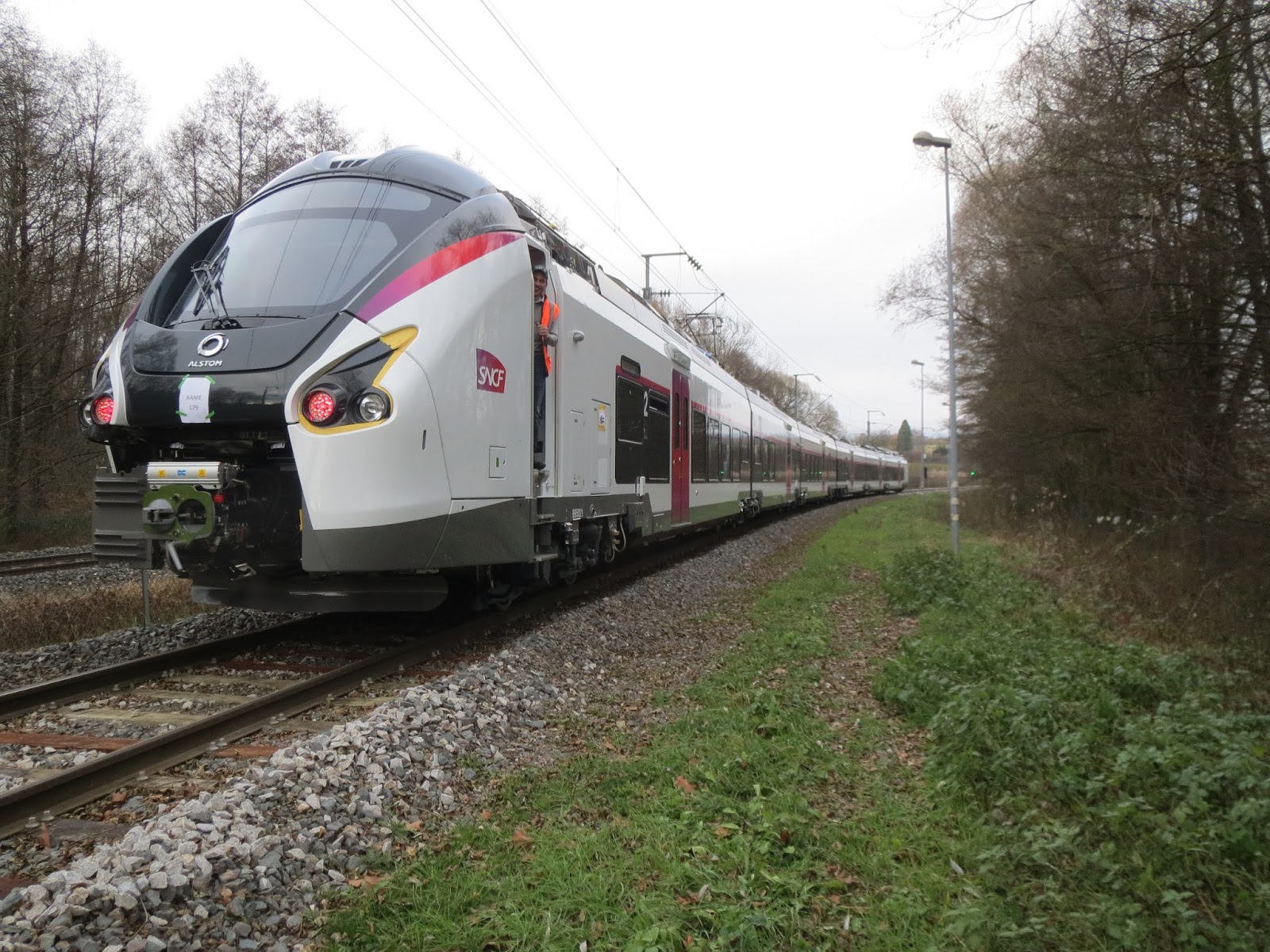 Vivons avec les trains!: Coradia Liner Intercité