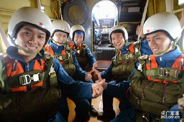 Photos of the day: The first batch of the Chinese female fighter pilots ...
