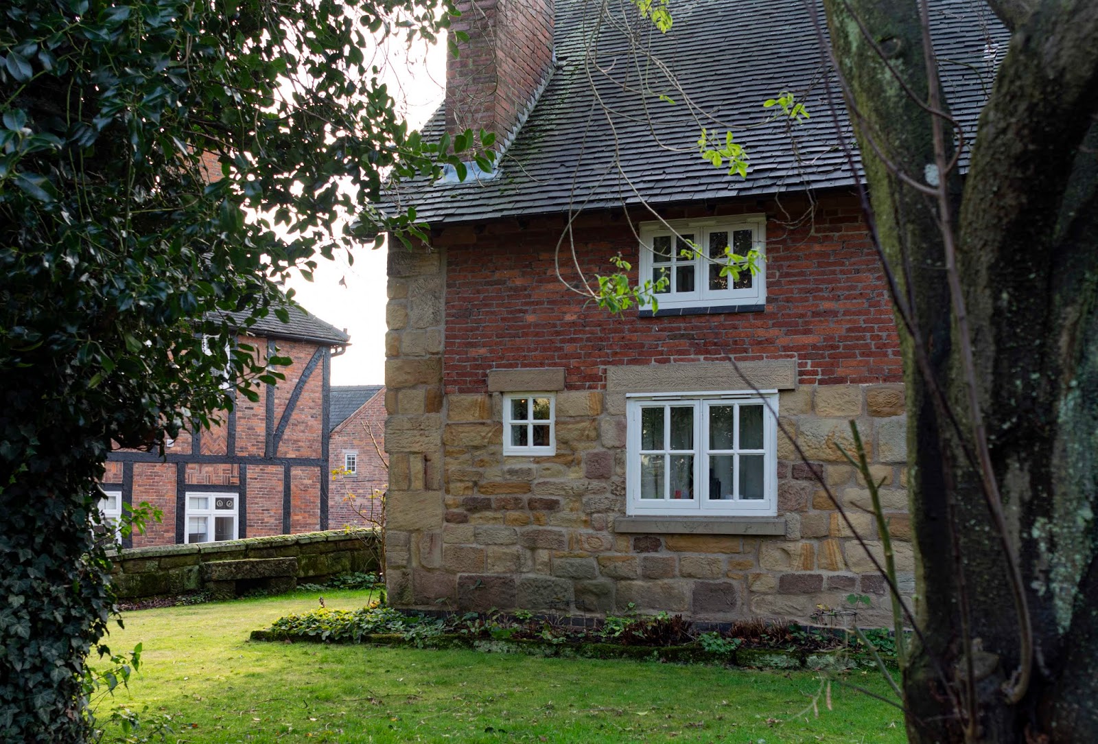 W-wa Jeziorki: 10,000 paces through Duffield, Derbyshire