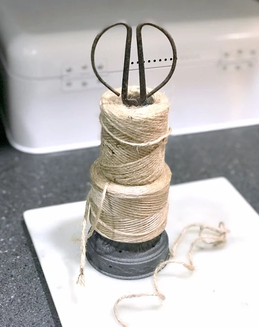 Make a DIY String Holder