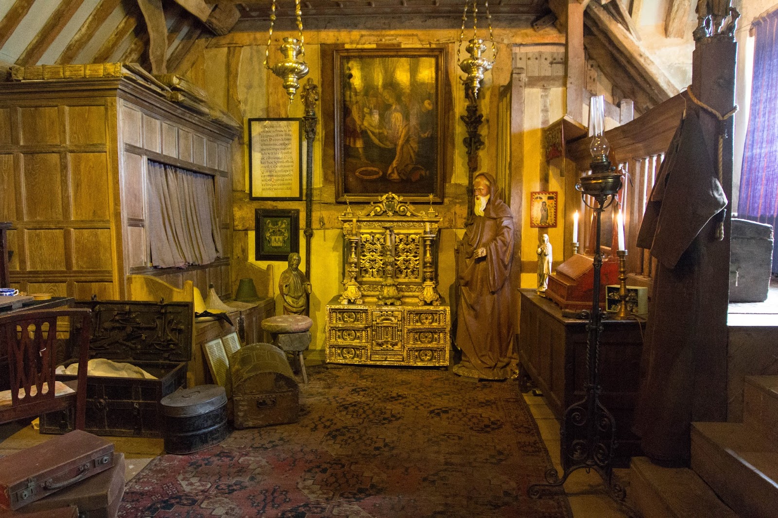 Escapes and Photography: A Historical Adventure at Snowshill Manor