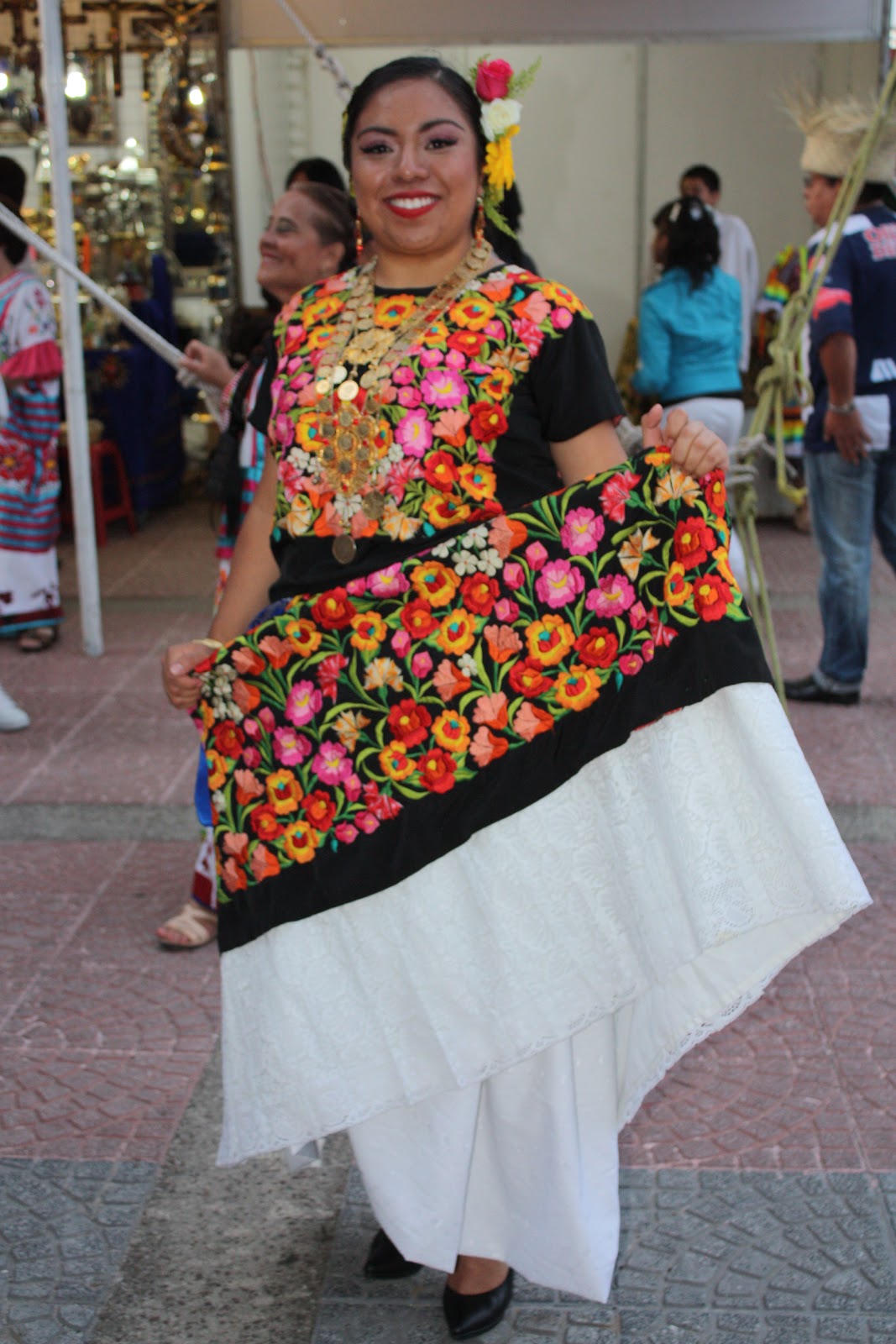 México Legendario: INDUMENTARIA DEL ITSMO DE TEHUANTEPEC, OAXACA