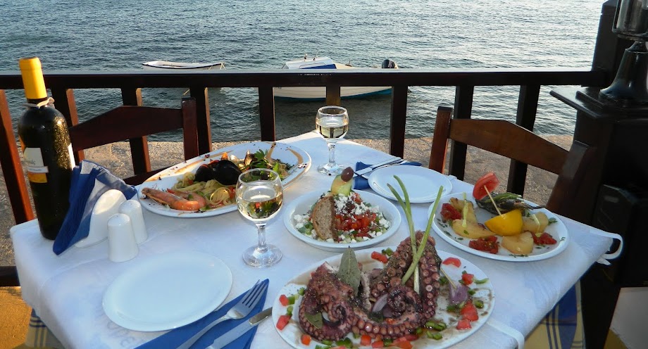 PEFKO Restaurant LIPSI