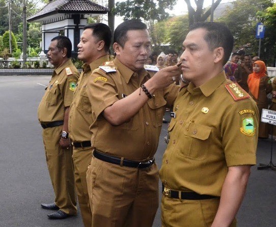 Mengenal Pangkat dan Golongan ASN - szepsegpotty