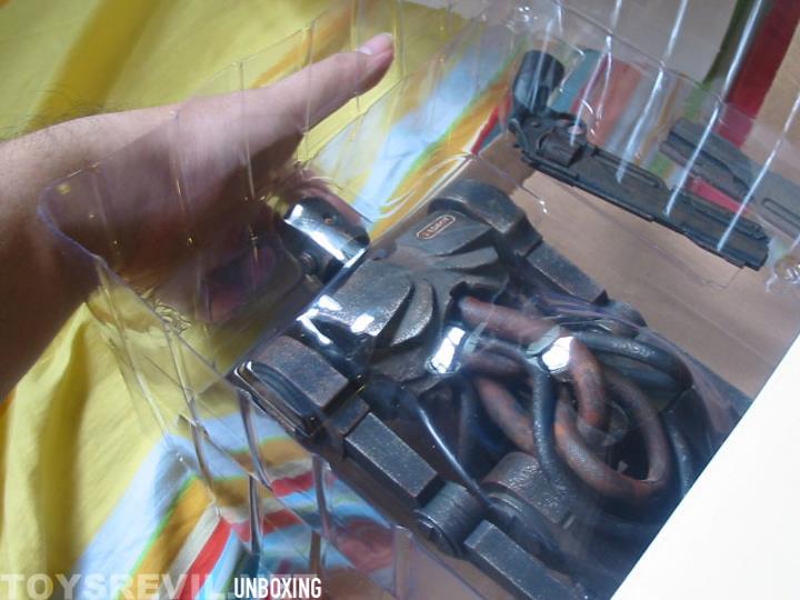 Unboxing Popbots from ThreeA Toys