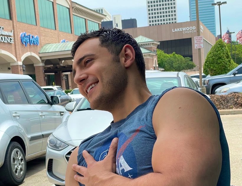 Seduced by the New...: Local ABC News Anchor, Steven Romo