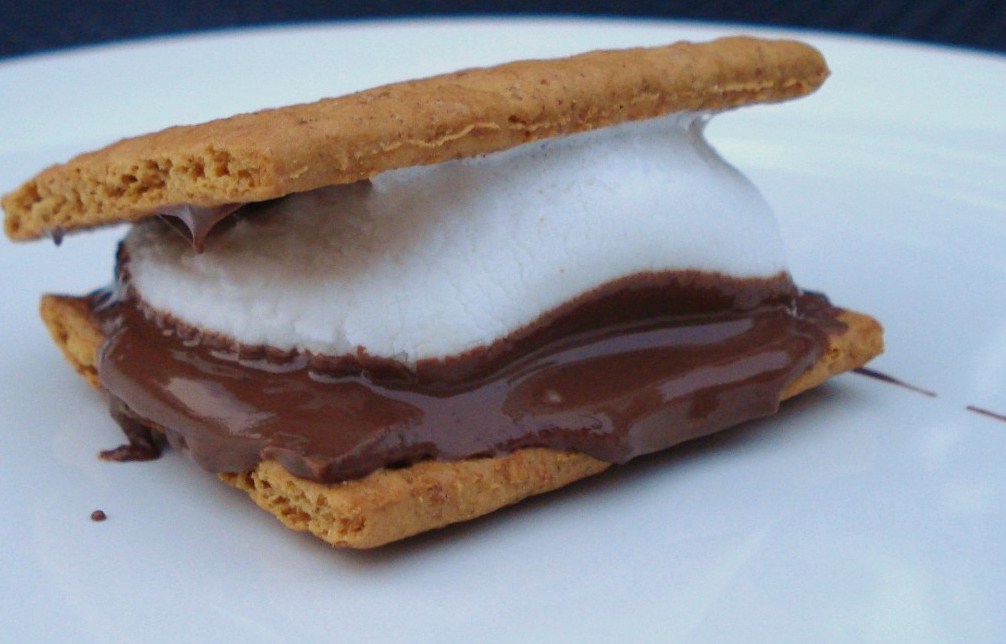Heart Maine Home: Easy s'mores on the grill