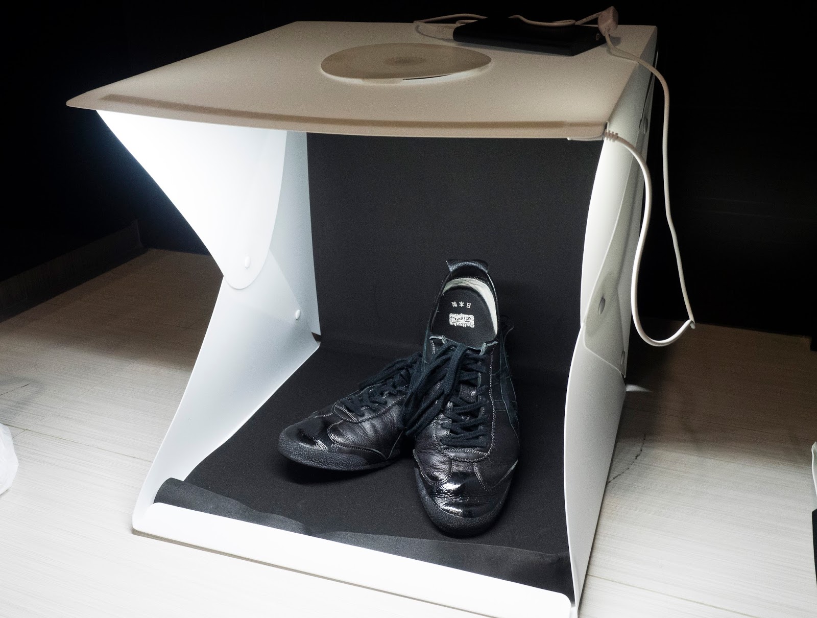 Setting up a mini home studio with Whitebox - TheWackyDuo.com ...