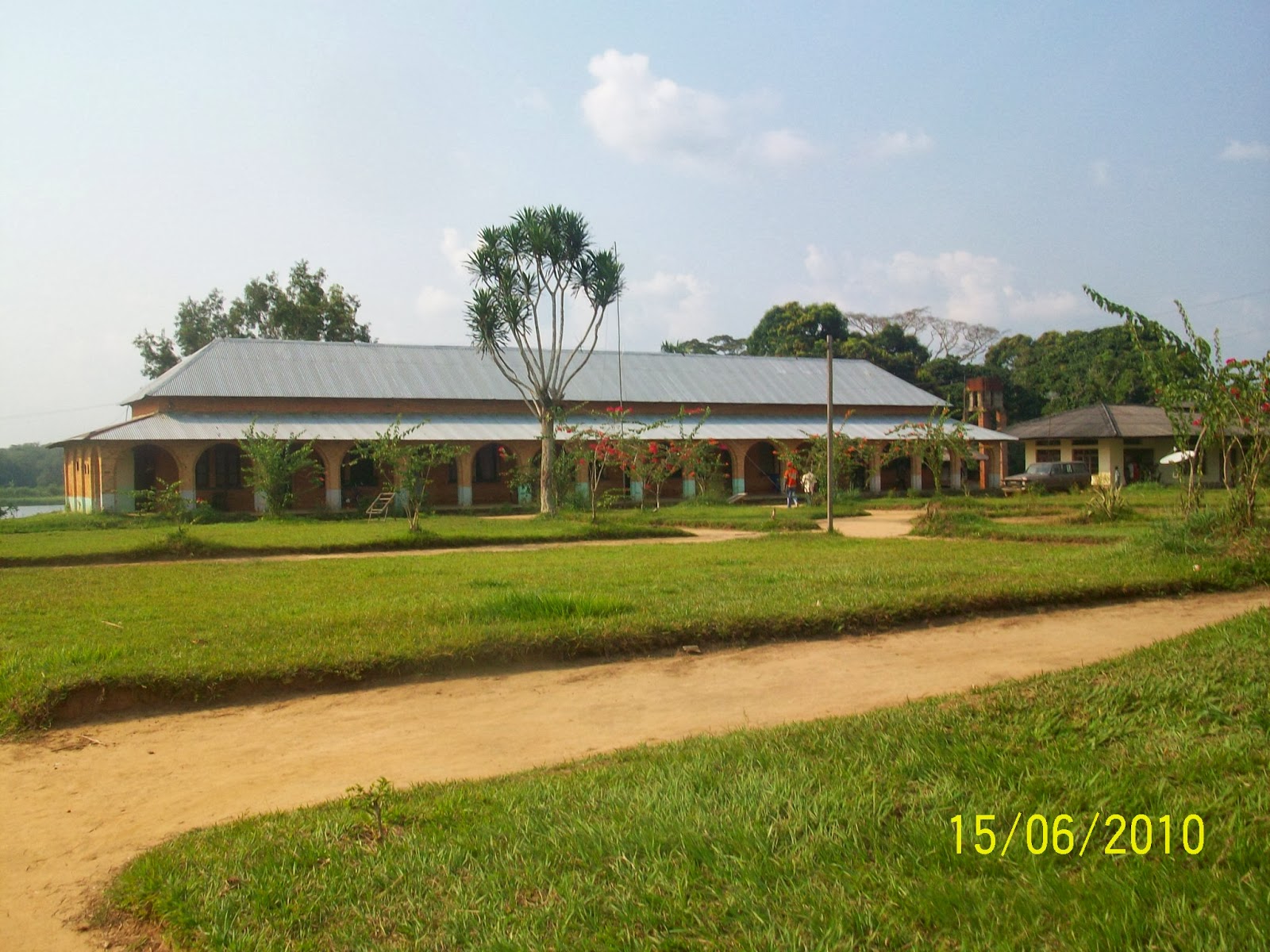 DIOCESE D'INONGO: octobre 2013