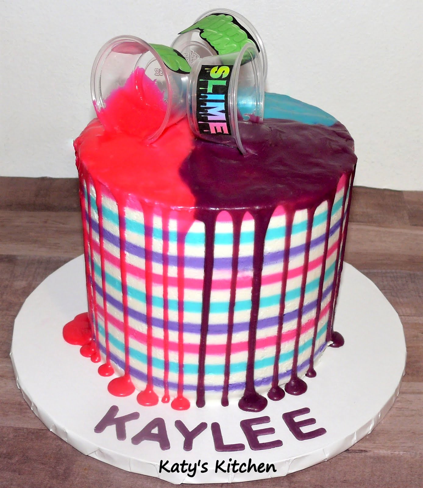 Katy's Kitchen: Slime Drip Cake