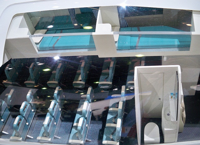 A350 XWB News: Where the pilots and flight attendants sleep and eat ...