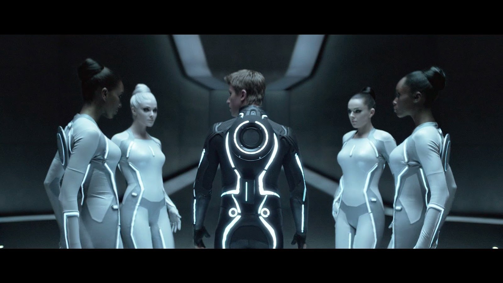 The United Federation of Charles: Tron: Legacy review