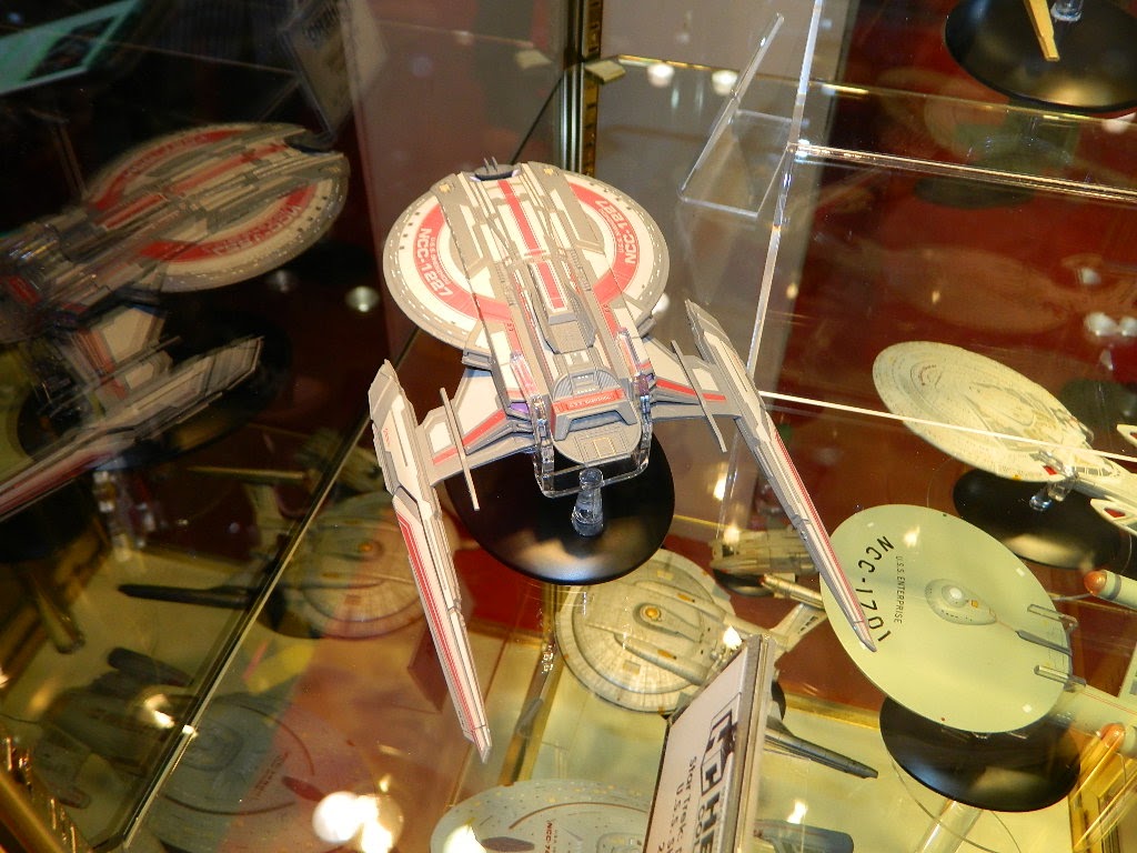The Trek Collective: New Eaglemoss starship models on display at New ...