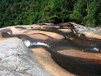Telaga Tujuh Di Kedah Milik Hantu Pari