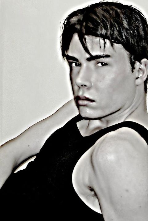 THE ROYAL BLOGGER: Canadian Psycho Killer: Luka Rocco Magnotta's scary ...