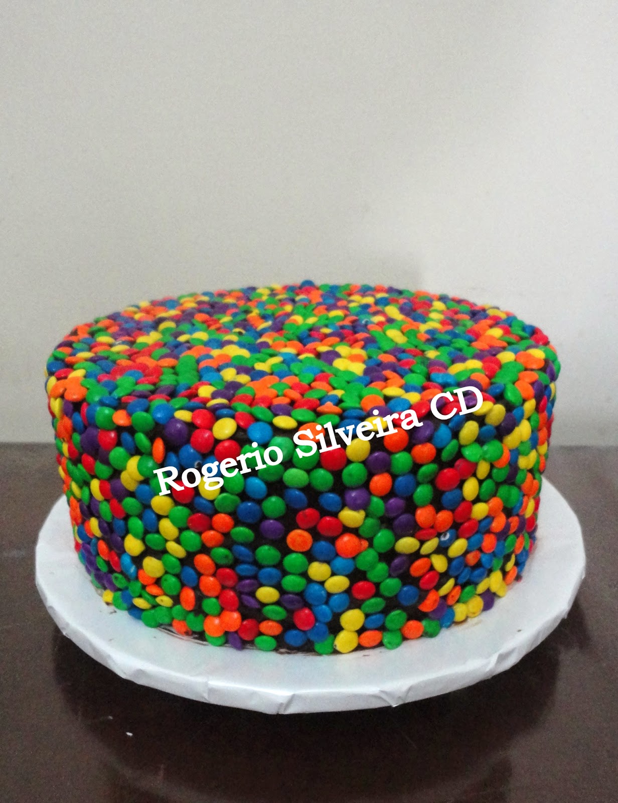 Rogerio Cake Designer: Bolo Torta Confeti