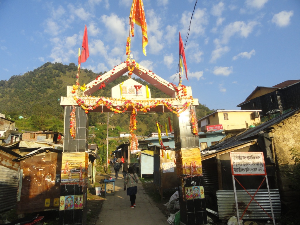 Hindu Temples of India: Kasi Viswanath Temple, Guptkashi, Uttarakhand