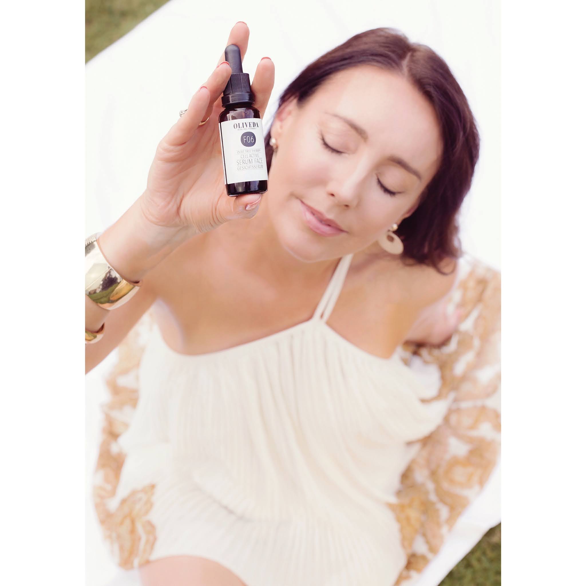 Oliveda Anti Aging Skincare Review : Over 40 Style