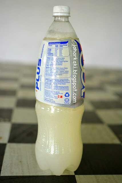 Toddy Coconut Wine Shop in Johor Bahru JB 椰花酒 |Tony Johor Kaki Travels ...