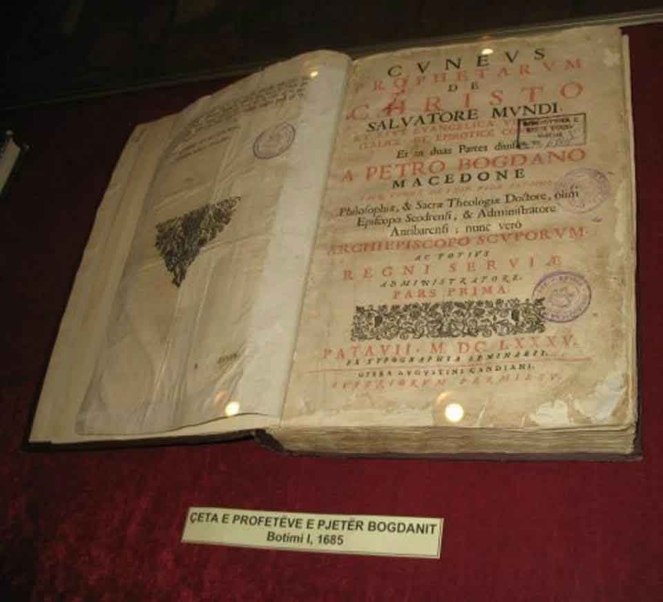 The eminent Albanian author Pjetër Bogdani called himself a Macedonian ...