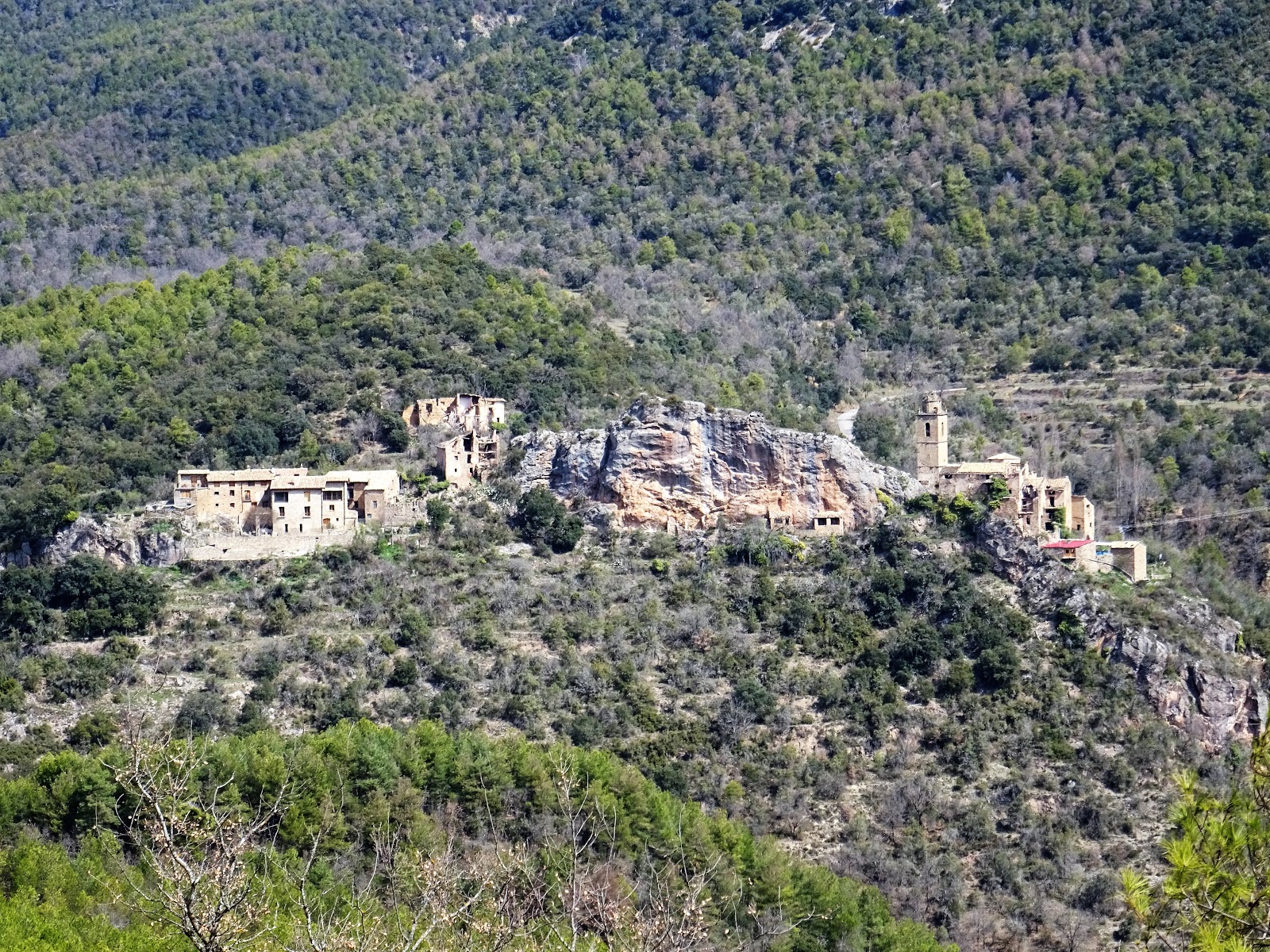 ARTÍCULOS, RESEÑAS LITERARIAS Y EXCURSIONES Carlos Bravo Suárez ...