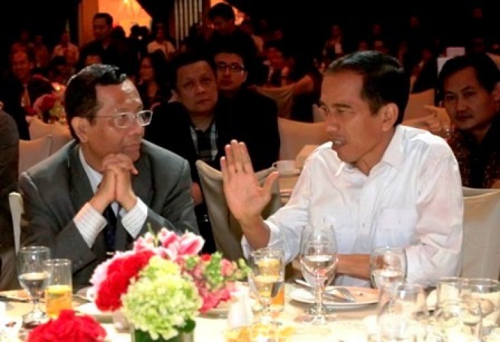 Kepada Mahfud, Jokowi Mengaku Sering Dihina tapi Tidak Pernah Memperkarakan Kepada Mahfud, Jokowi Mengaku Sering Dihina tapi Tidak Pernah Memperkarakan