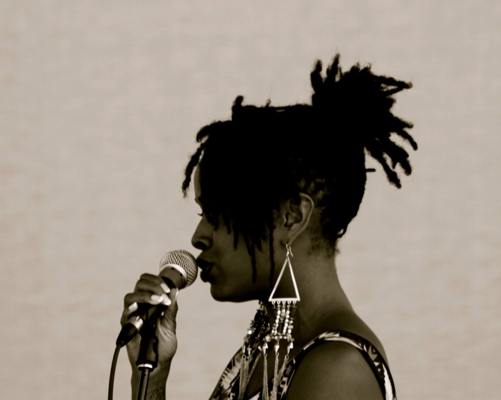 the happygrrls blog: My interview with singer R&B singer, Lisa Michelle