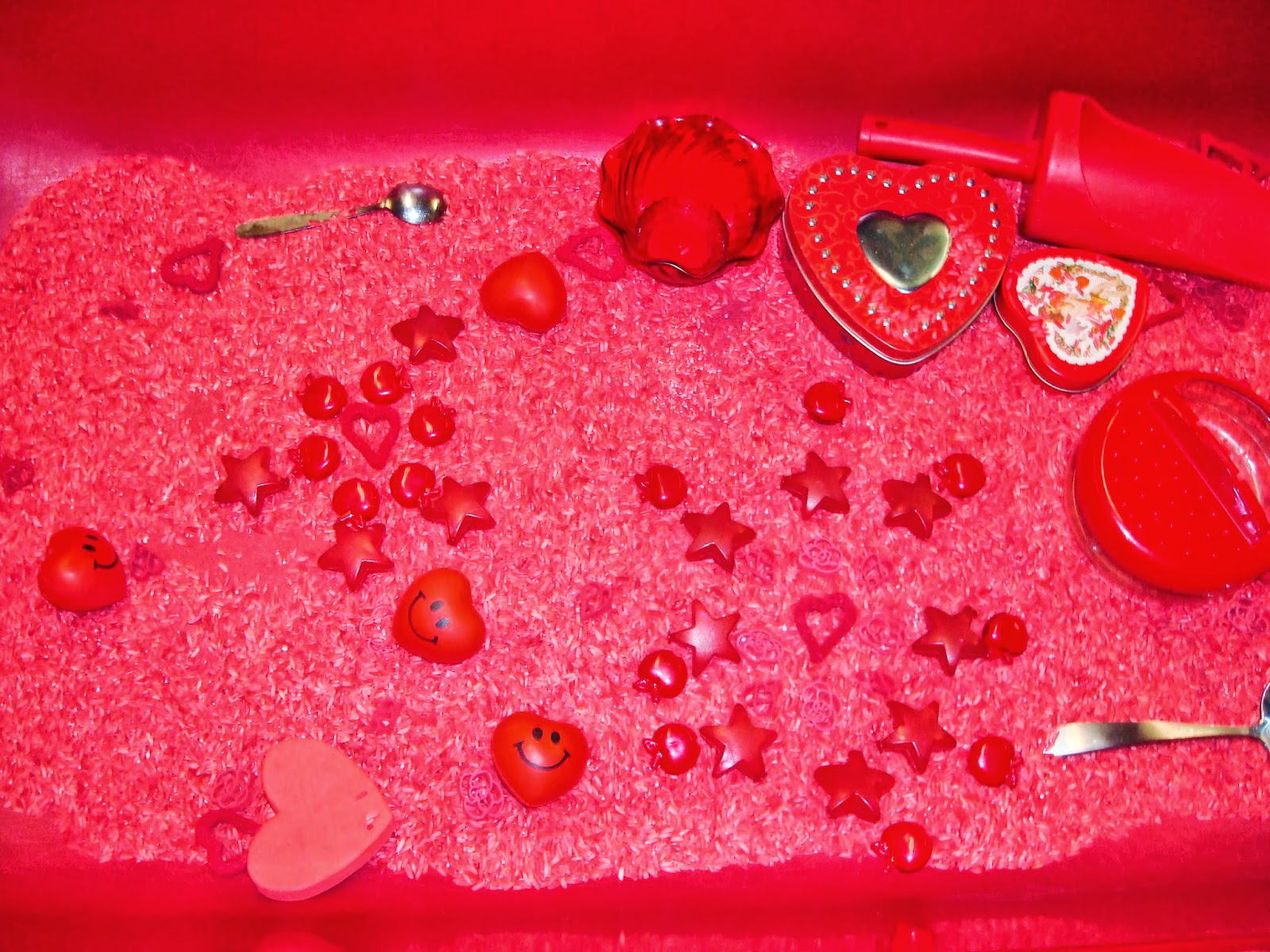 Stelling's Stories: Color Study....Red/Rojo