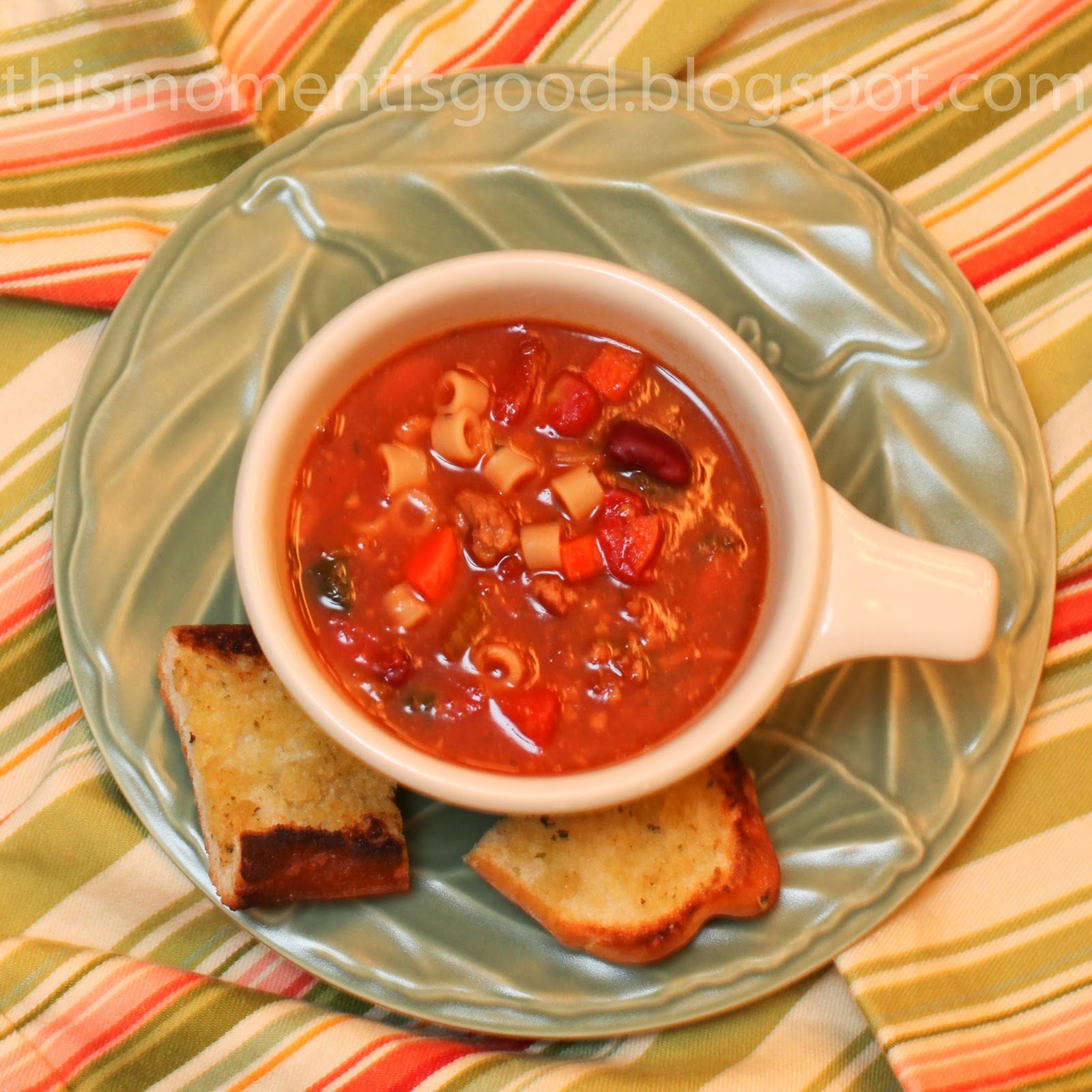 SLOW COOKER PASTA E FAGIOLI | Loom Knitting by This Moment is Good!