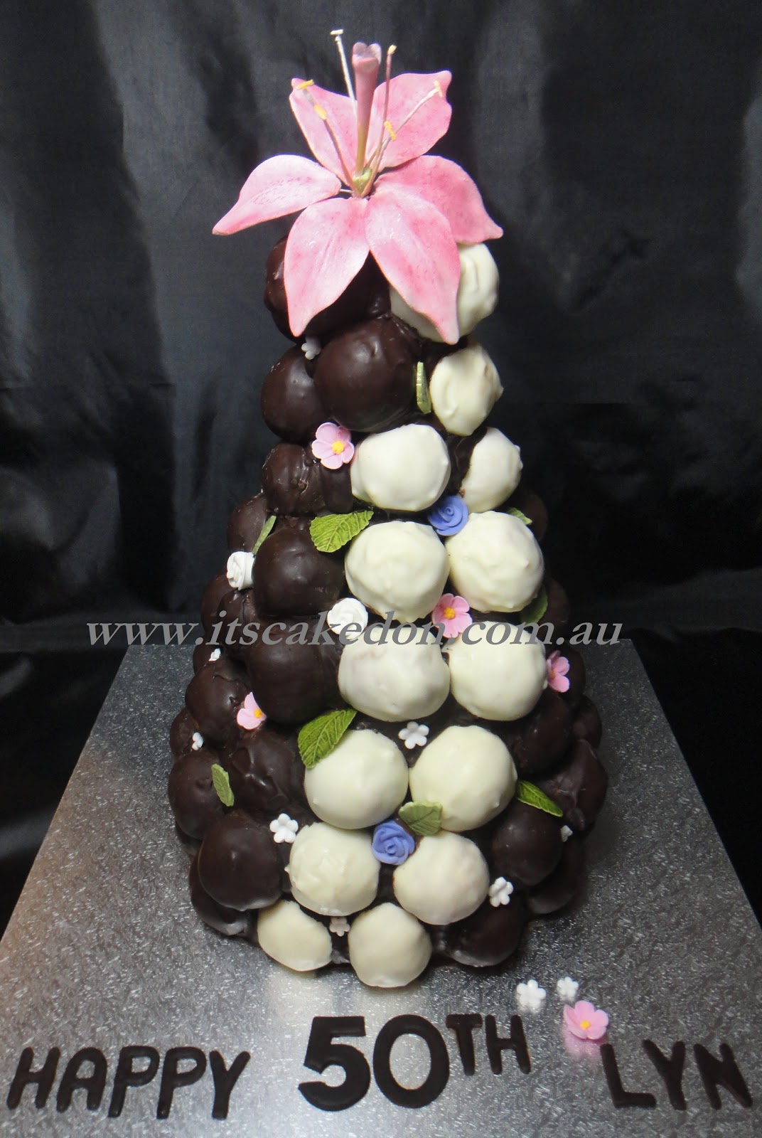 It's Caked On: Lyn's Surprise 50th Cake Pop Tower