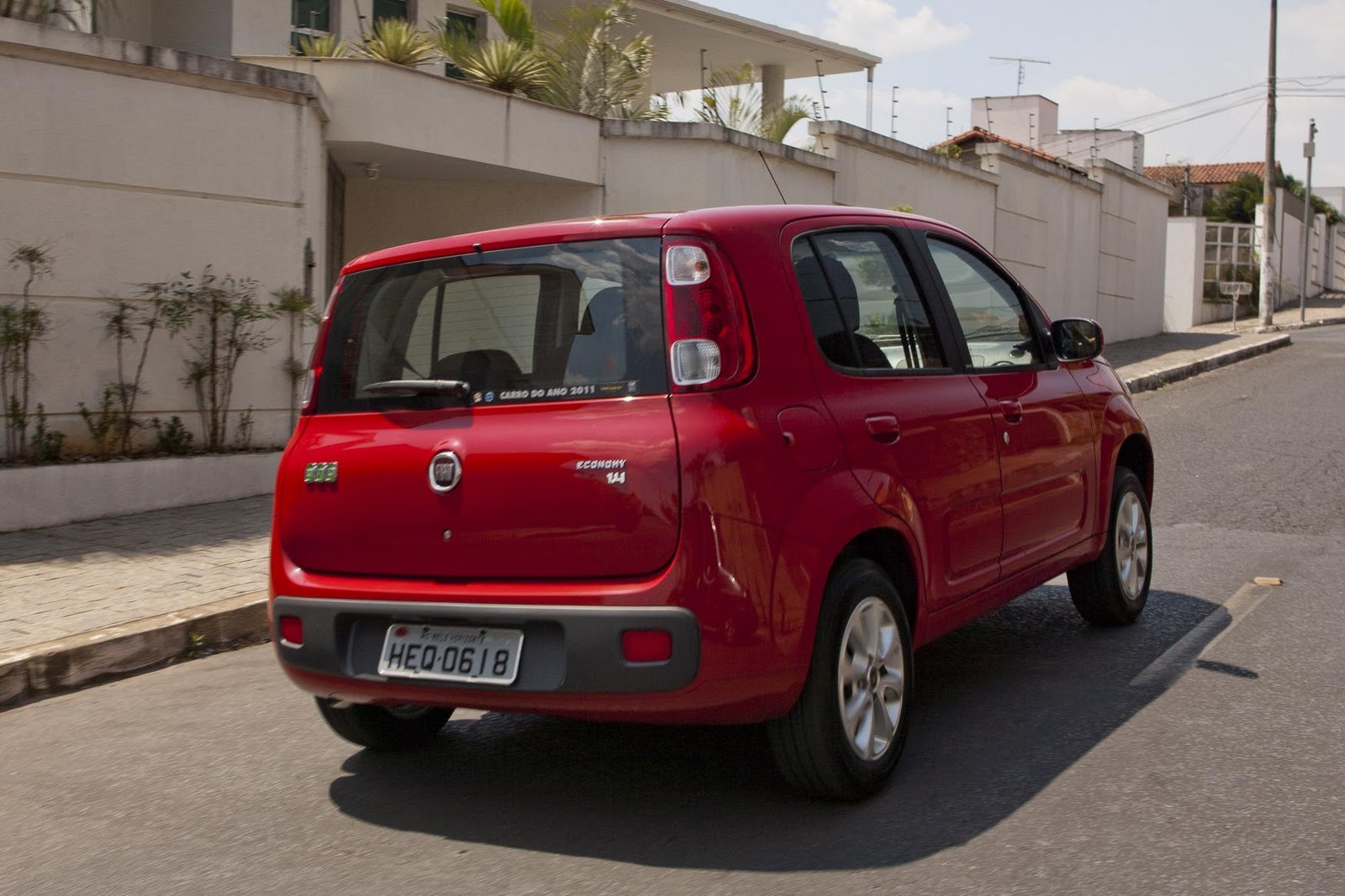 BLOG DO JORNALISTA ARNALDO MOREIRA: FIAT MOSTRA QUE CARRO BRASILEIRO ...