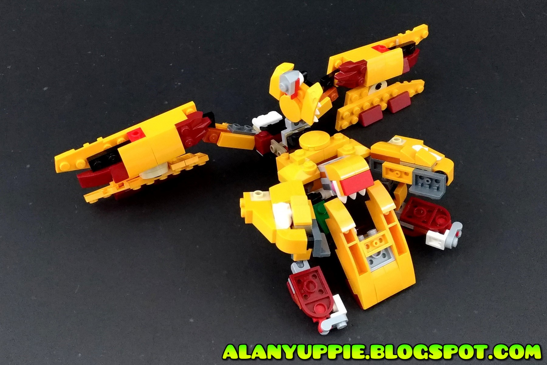 Alanyuppie's LEGO Transformers: Video Tutorial: Transformer "The Ark ...
