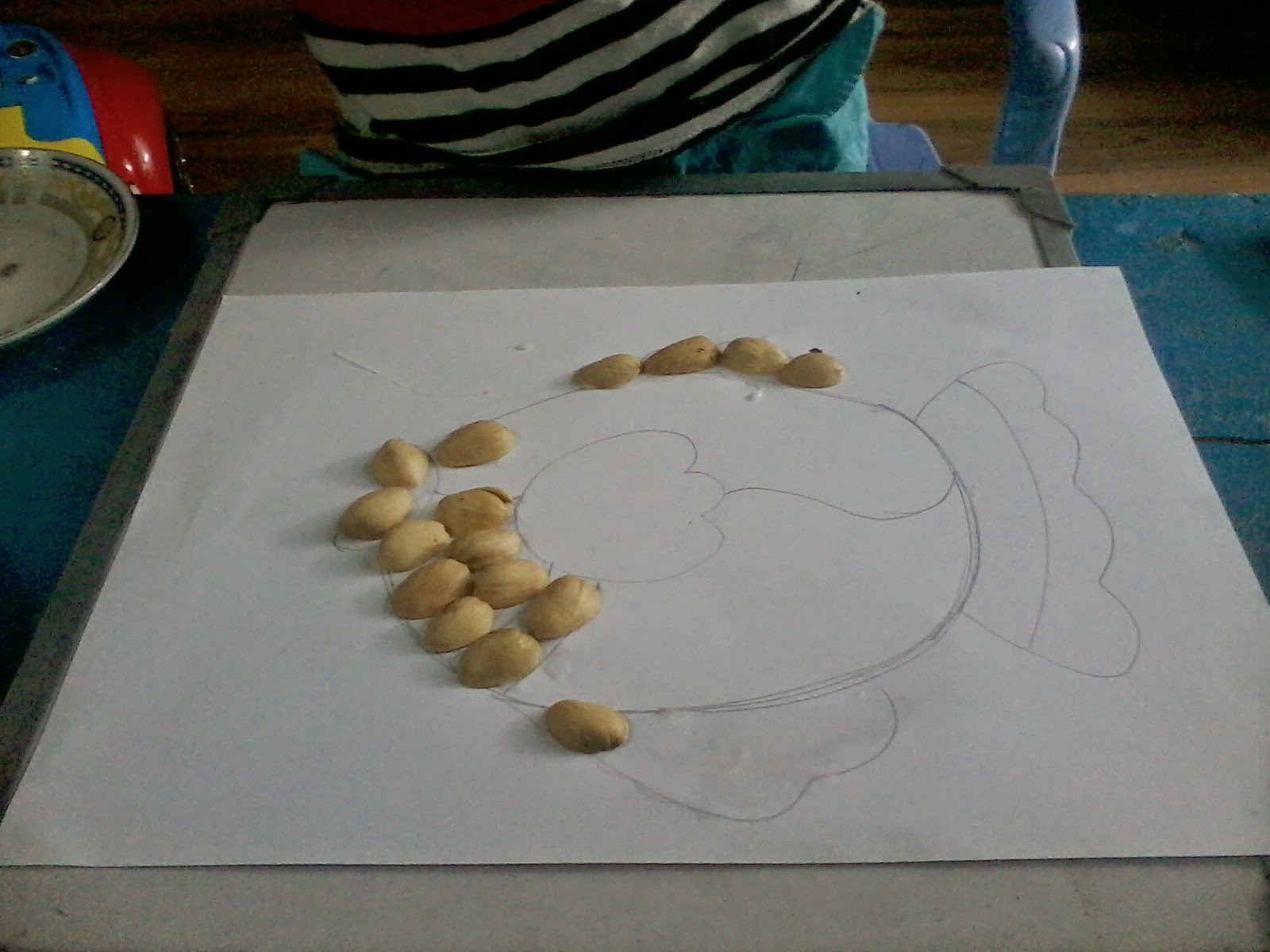 My Blooming Trilliums: Pistachio Fish Craft