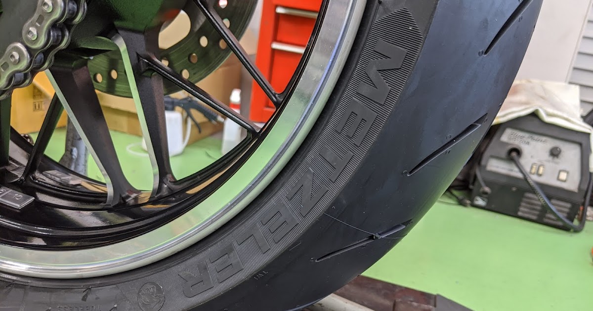 METZELER・SPORTEC M9 RR 【製品レビュー】