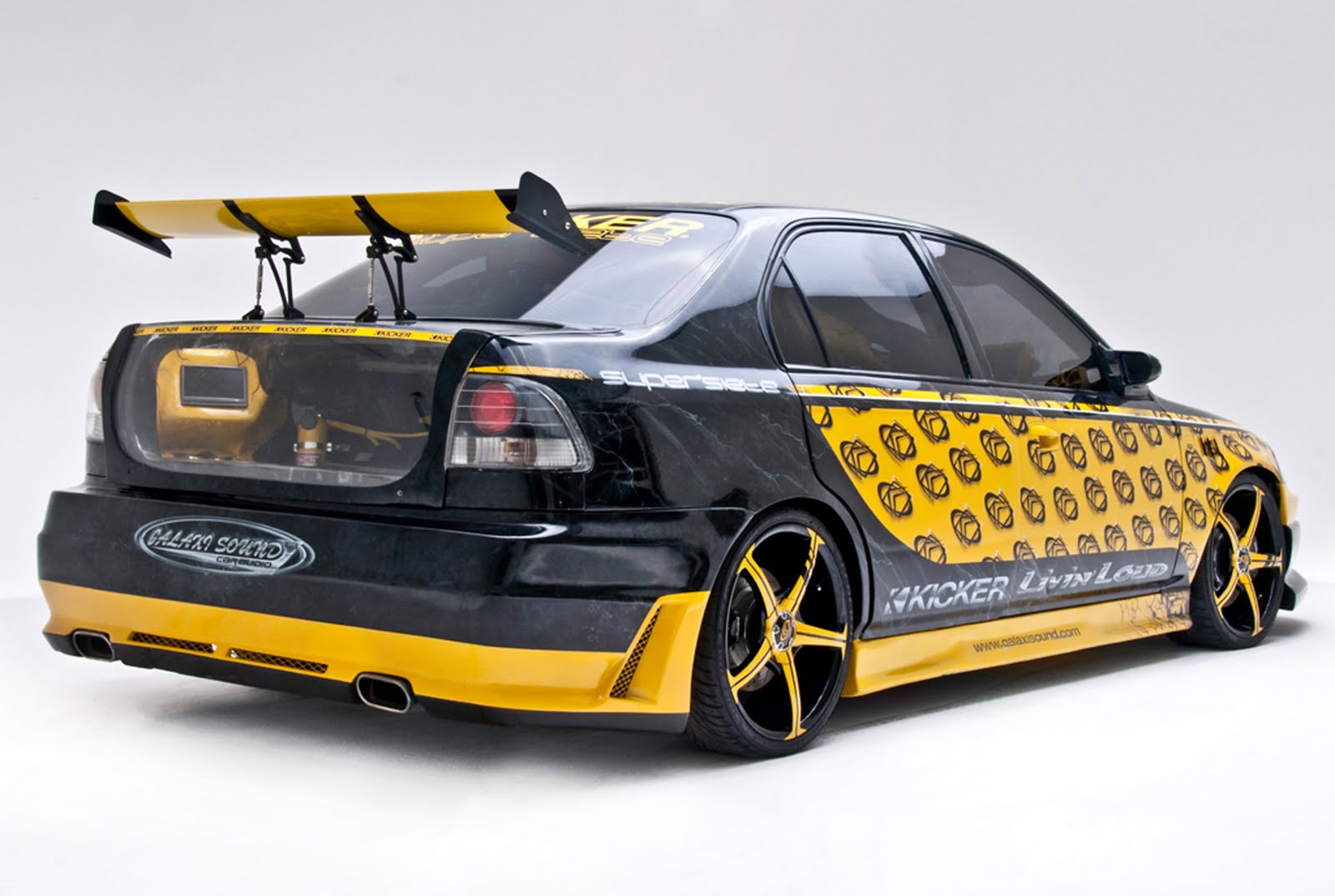 PYG Comunicaciones: Por primera vez, carro de tuning colombiano irá al ...