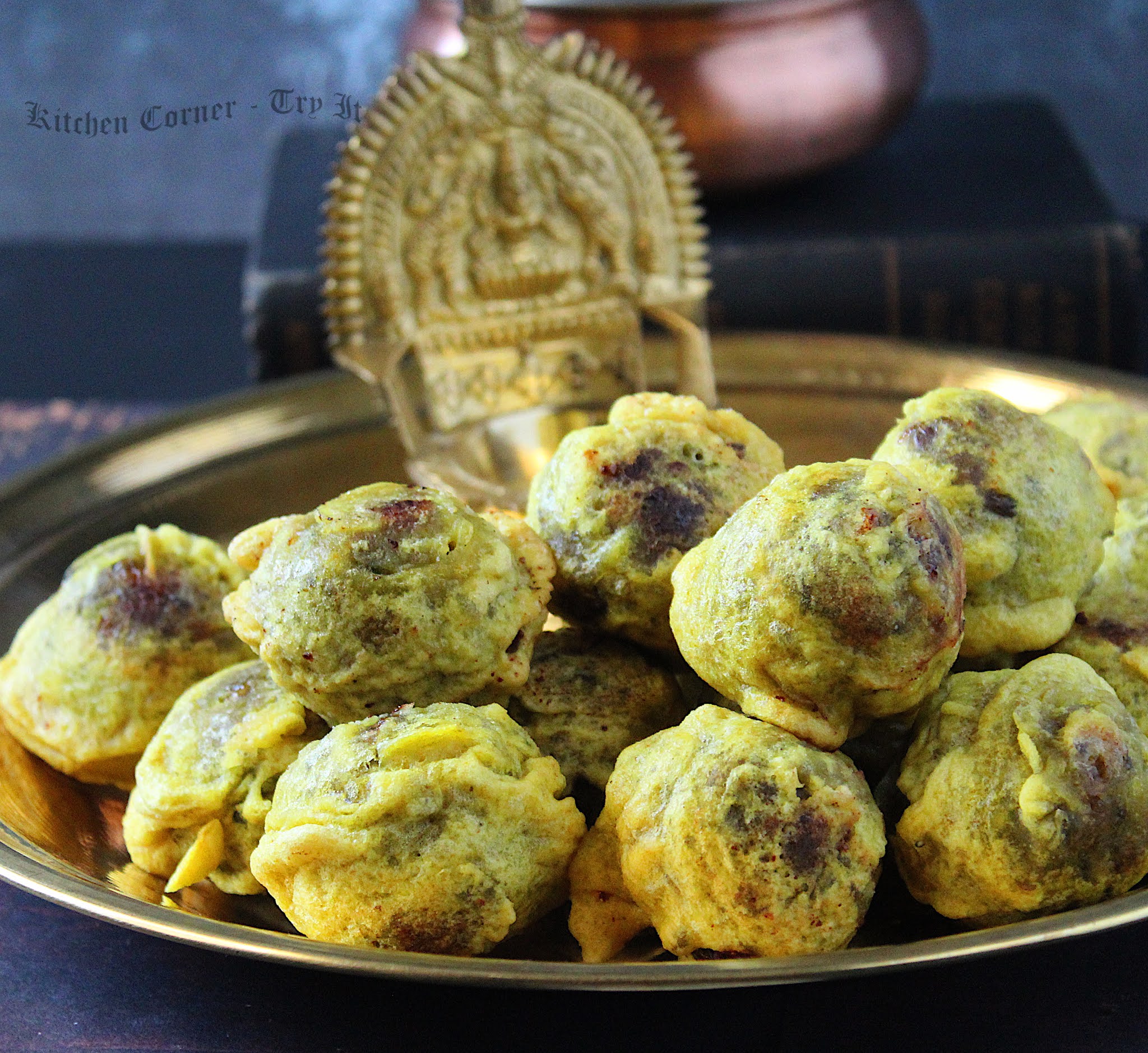 Sukhiyan/ Sugiyan- Sweet Mung bean Fritters