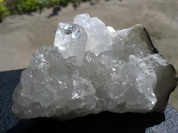 Rock Crystal | World of Gemstone