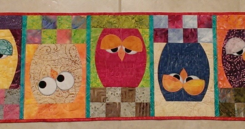 Quilt, Knit, Run, Sew: Owl Table runner - Quilt as you go Style