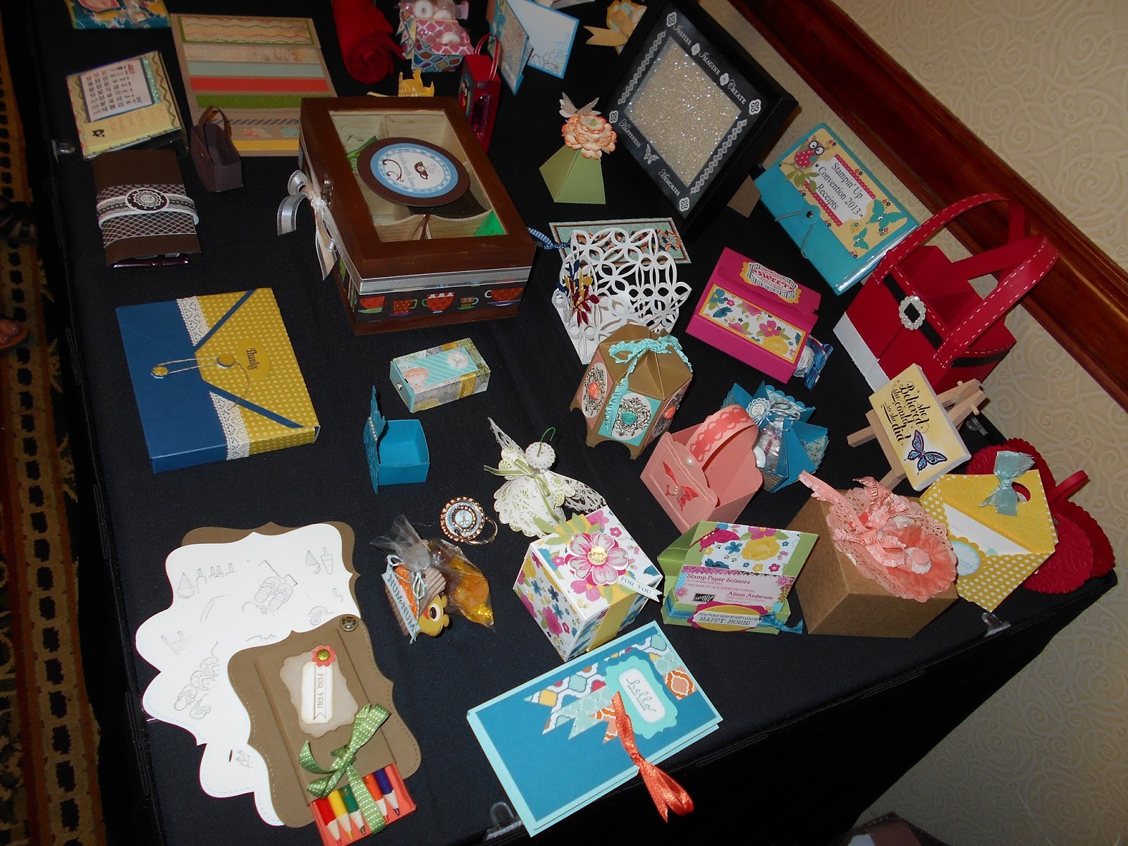 The Weekend Stamper: 3D Shoe Box Swaps