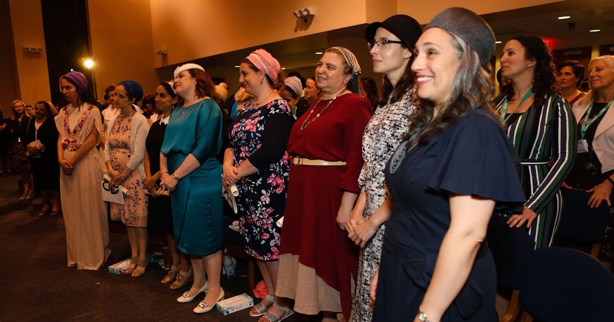 Emes Ve-Emunah: Paying Shuls to Hire Female Rabbis